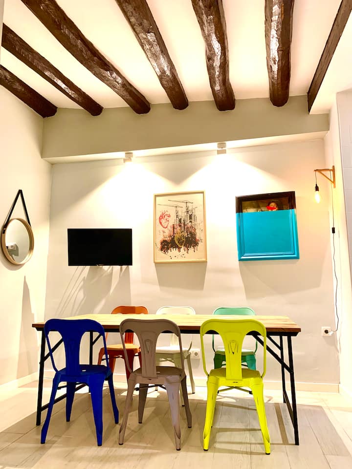 Acogedor Y Reformado Piso Del Born A 400m Del Mar - Barcelone