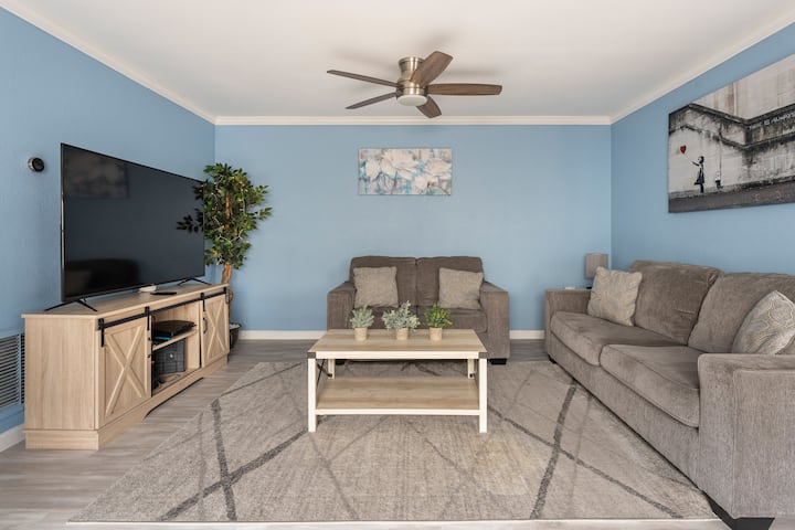 Renovated 2br/2ba In Sodo - Disney 20 Min Drive - Orlando International Airport (MCO)
