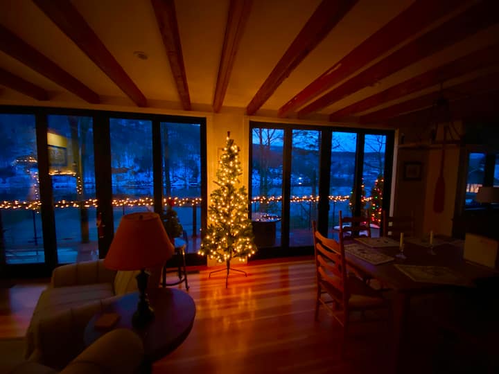 Fab Year-round Lakefront Retreat On Lake Waramaug - Kent