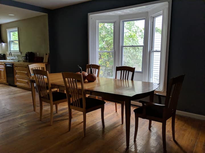5 Bedroom House Near Downtown Rochester - 로체스터