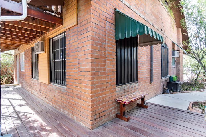 Quiet Balcony Room W Desk Outdoor Bath And Jacuzzi - Tucson, AZ
