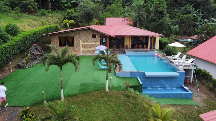 Quinta Vacacional En Pedro Vicente Maldonado. - Pedro Vicente Maldonado