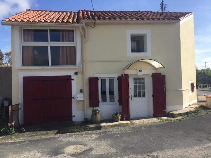 Maison Centre Du Village Médiéval - Nant