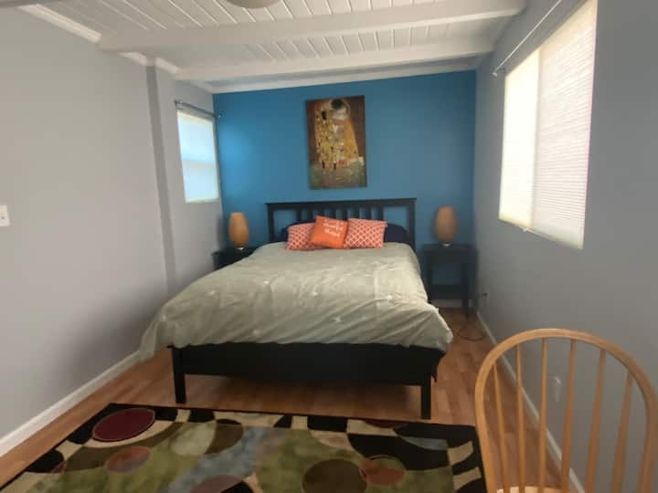 Guest Suite In Beautiful Rural Setting! - Oakland, CA