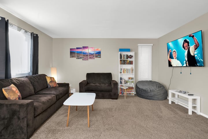 Superyea 5 Star ★ Condo Near Airport & Kincaid Pk - Anchorage, AK