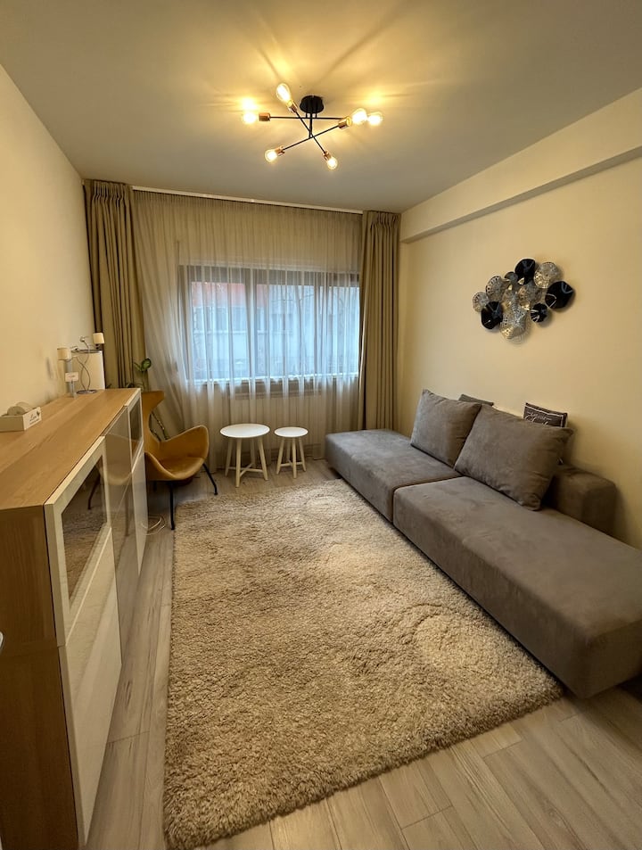 Arch Of Triumph Studio - Bucharest