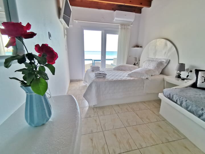 Blue Mare - Marinero's 2-floor House On The Beach - Milos