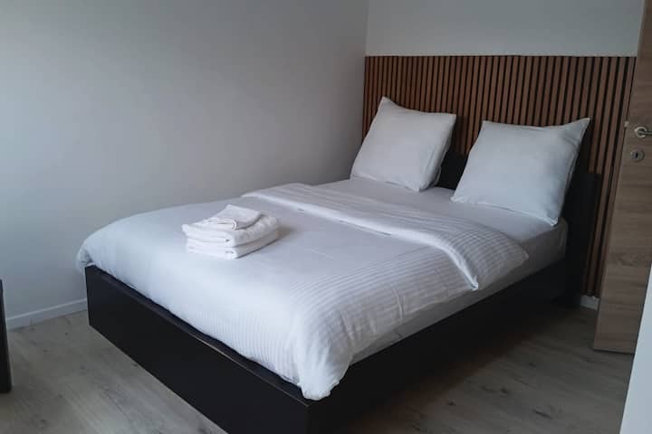 Charmant Appartement - Charleroi