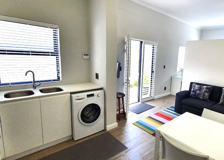 Blue Sun  - Modern Flat With Solar Power - Hermanus