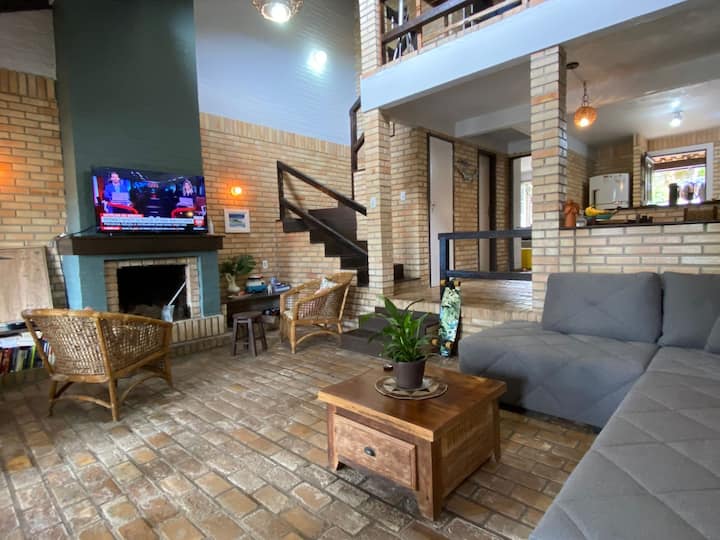 Sobrado Próximo Ao Centro De Garopaba. - Garopaba