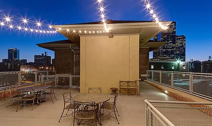 Shop, Dine, Enjoy - Walk Downtown! - Stop 6 - Fort Worth