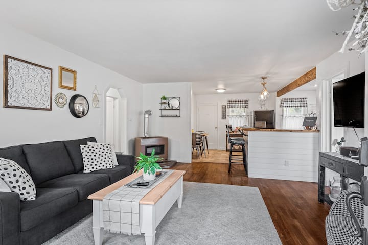 *Hometown Fave* Remodeled 2-bdrm Albany & Near Osu - Albany, OR