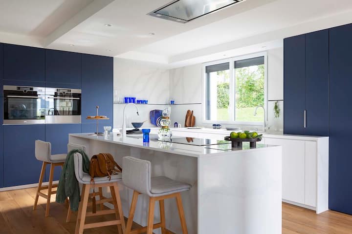 Proche Stations, Grande Maison Rénovée - Rumilly