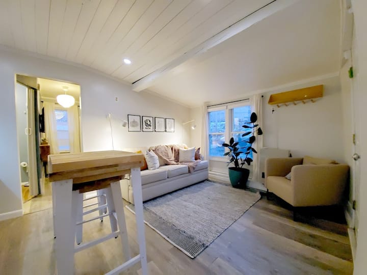 Tiny Living In Winooski! - Vermont