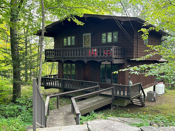 Enchanting Escape (Family/work) In Hidden Valley! - Huntsville