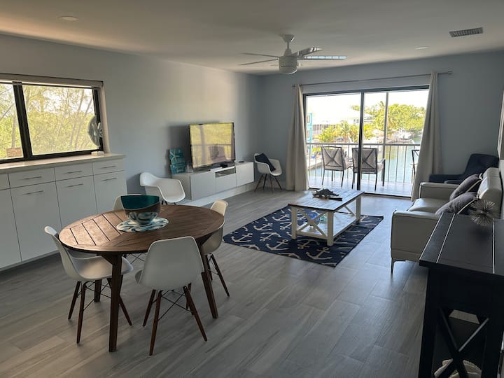 Waterfront Apt Key Largo #4, 10% Off 7+, 5% Off 4+ - Key Largo