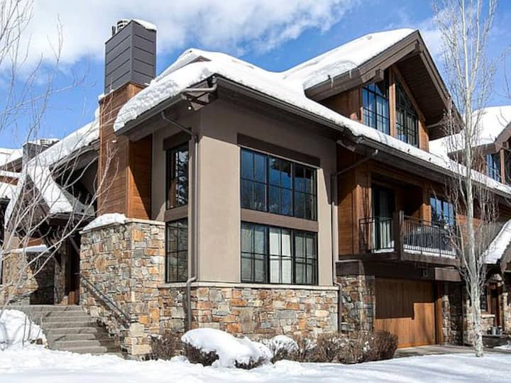 High End Townhome With Rooftop Spa! Walk Anywhere! - Sun Valley, ID