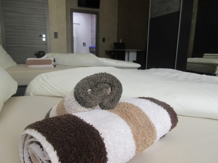 Familienzimmer Als Einzelb. Hotel Palmenhof Kirkel - Homburg