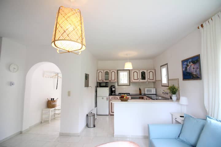 Villa Eliá - Idyllischer Bungalow In Strandnähe - Corfú