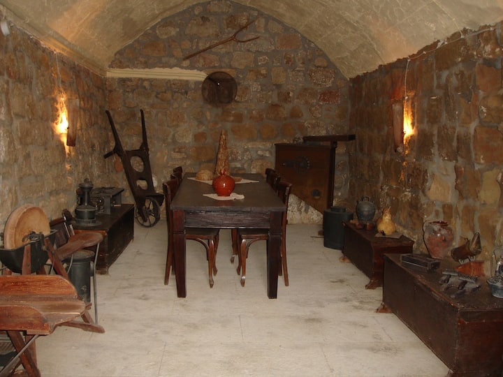 Agroturisme, Masia Del Segle Xviii (5 Persones) - Guissona