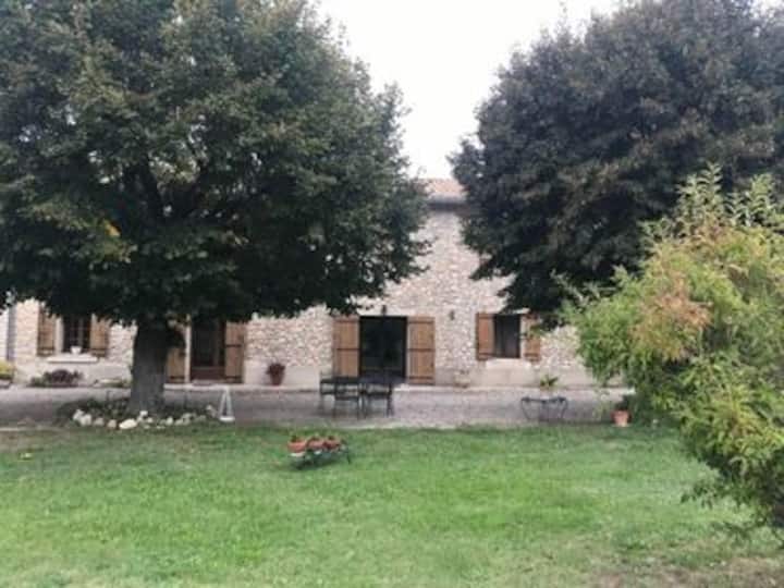 Cavaillon Coeur Du Luberon Gite En Campagne - Cavaillon