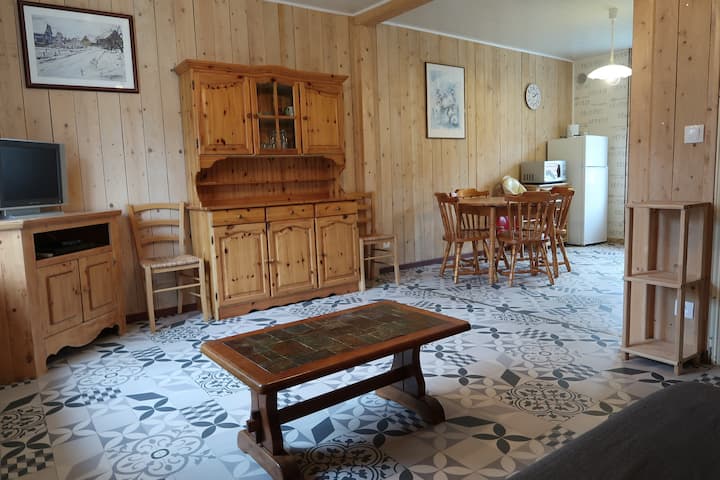 Gîte Accueillant, Avec Jardin, En Montagne. - Bussang