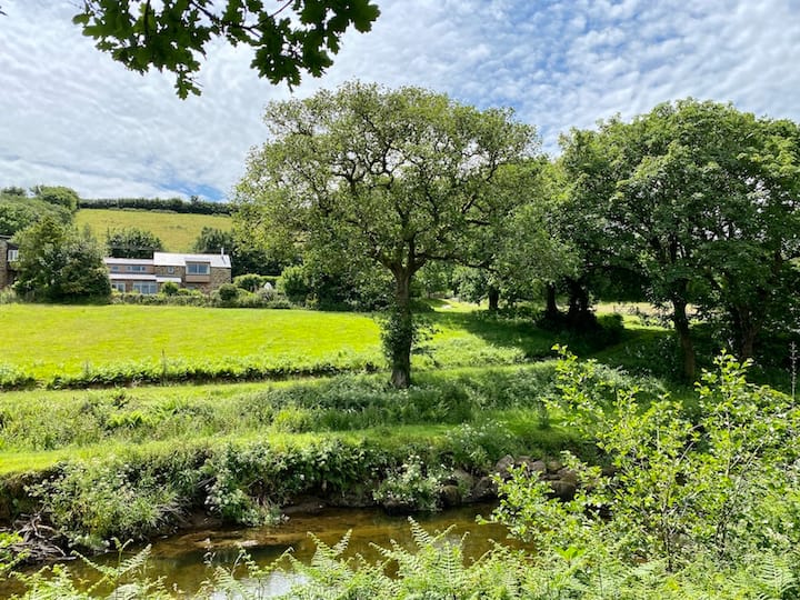 Riverside Barn On Private Wildlife Estate - Wadebridge