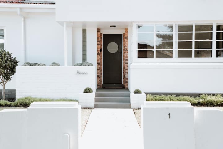 Luxury & Location - Cbd, Beach, Train & Hospital - Warrnambool