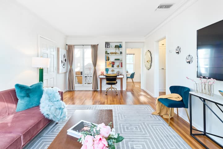 Westside L.a.  Close To It All! - Los Angeles, CA