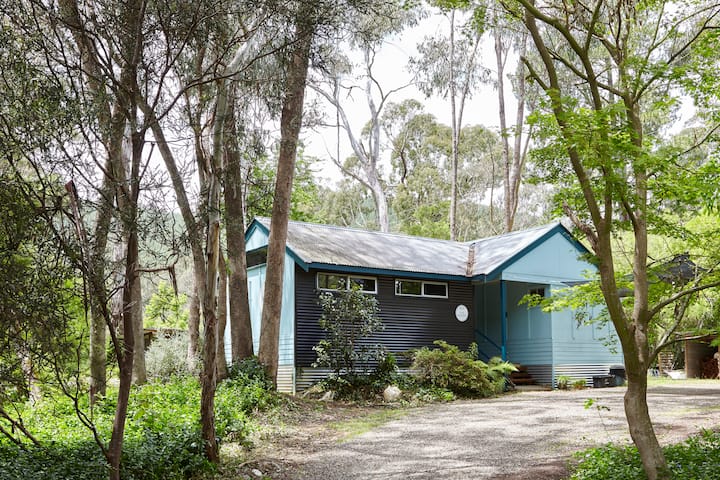 The Haven@Ashwood Cottages - Cottages for Rent in Bright, Victoria ...