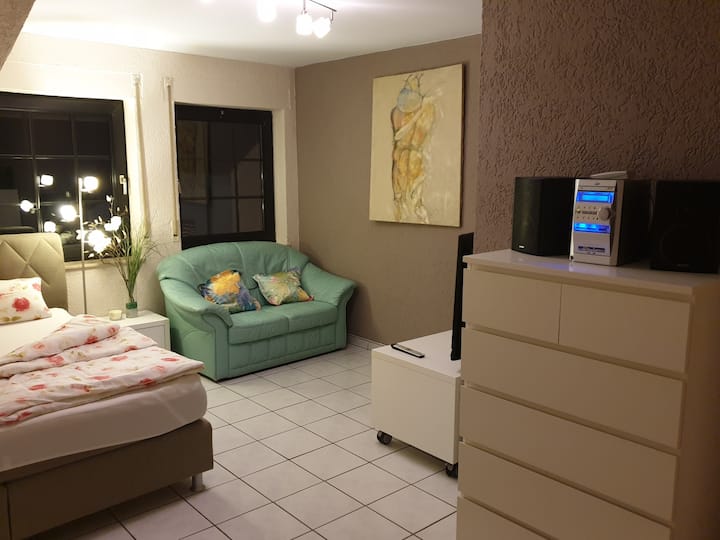 Moderne Studiowohnung  Für Zwei - Seligenstadt