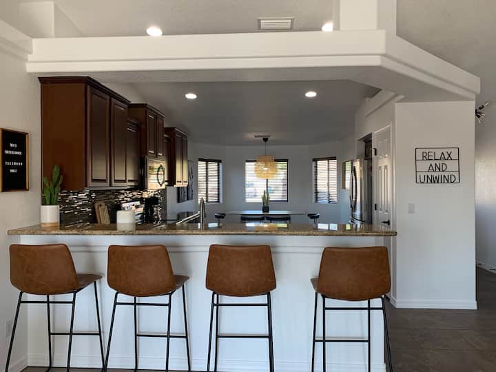 “The Feelz House" Private Home W/ Pool - Lake Havasu City, AZ