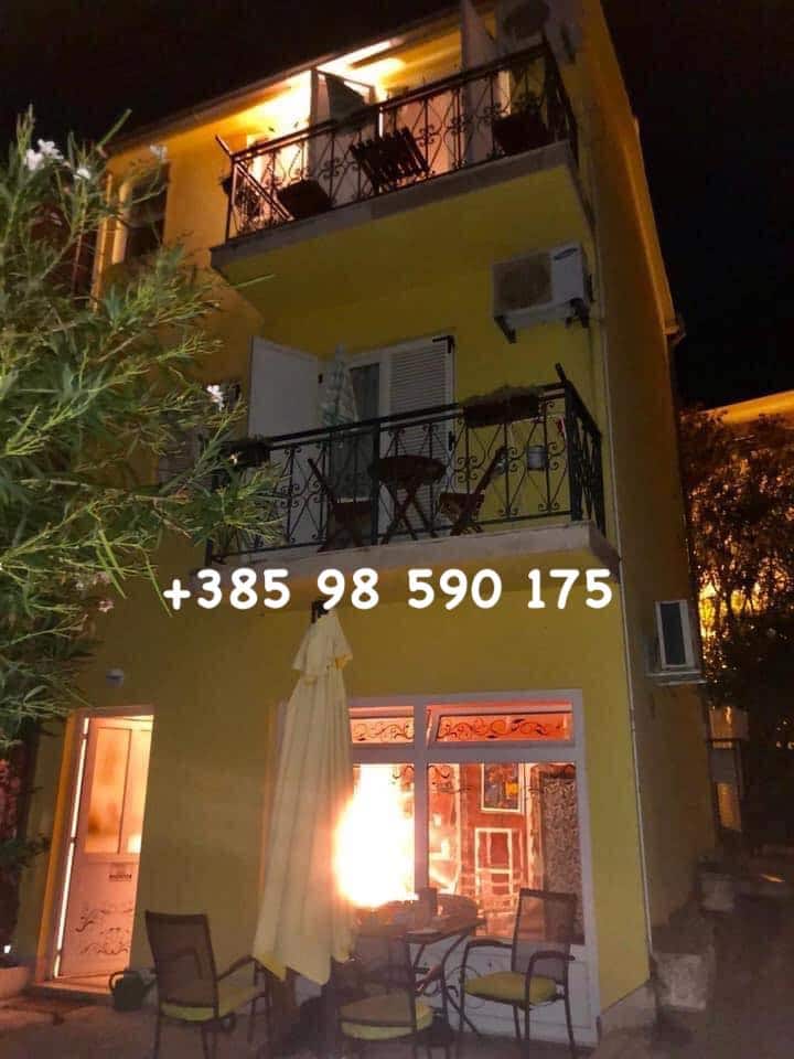 Appartments Coco Baska Voda Croatia - Brela