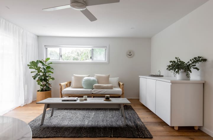 The Local Studio - Byron Bay - Byron Bay