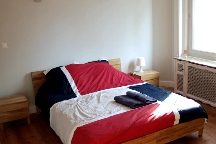 Grand Appartement Lumineux 2 Chambres, 5 Min Lille - ibis budget Lille Centre