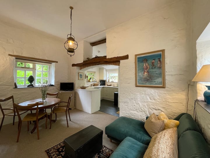 Charming Coach-house Cottage Close To The Sea - Coverack