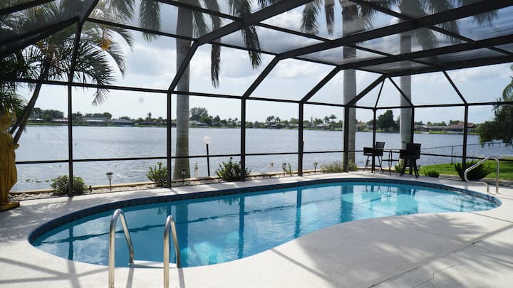 Lakeview Oasis, Kayak, Convenient To Stores, Airports; Heated Pool, Quiet, Safe - Cape Coral, FL