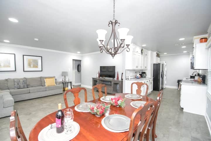 Large Home Close To Six Flags & Downtown Atl - Buckhead, GA