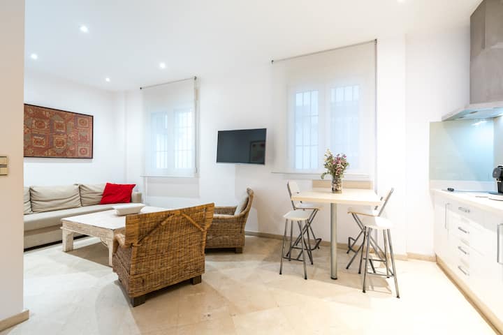 Apartment Just 50m From Cathedral. - Casco Antiguo