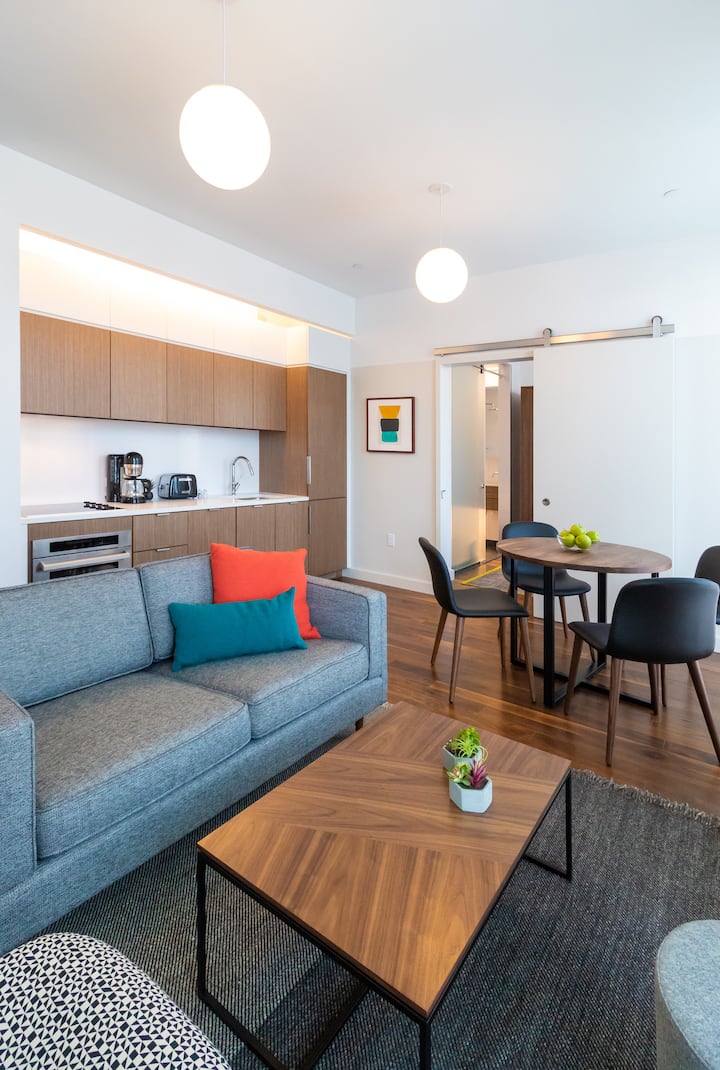 Two Bed + Two Bath With Onsite Gym! Prime Midtown. - New York