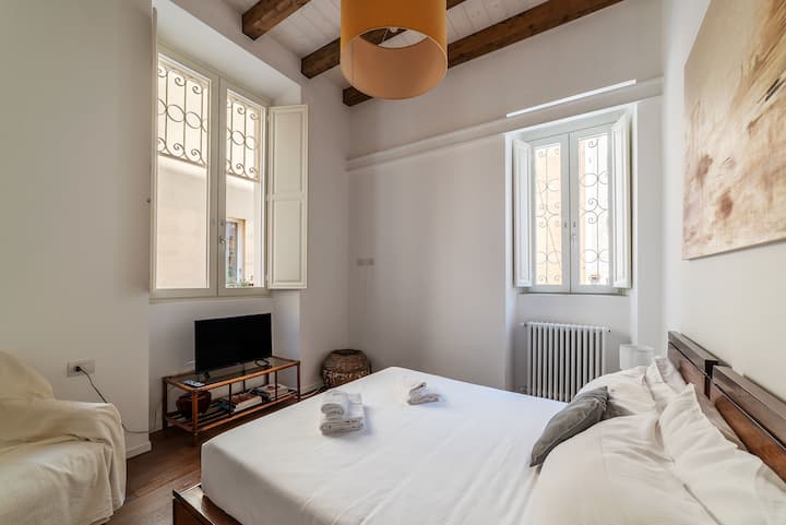 Charming Designer Flat At 15 Mins From Colosseum! - Rome