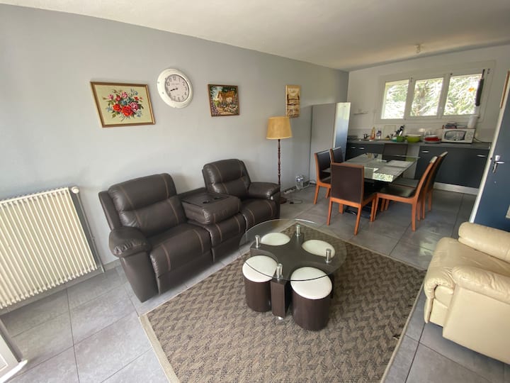Maison Entièrement éQuipée, Avec Deux Chambres . - Hotel ibis Budget Laval