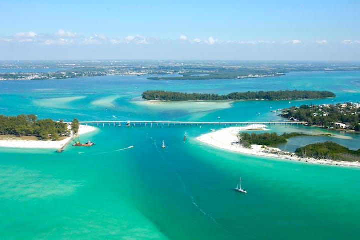 Your Arrival To Paradise Awaits Bay To Beach Condo - Longboat Key
