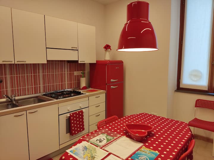Casa Cuore 2 / Best For 5 Terre [011015-lt-0188] - La Spezia