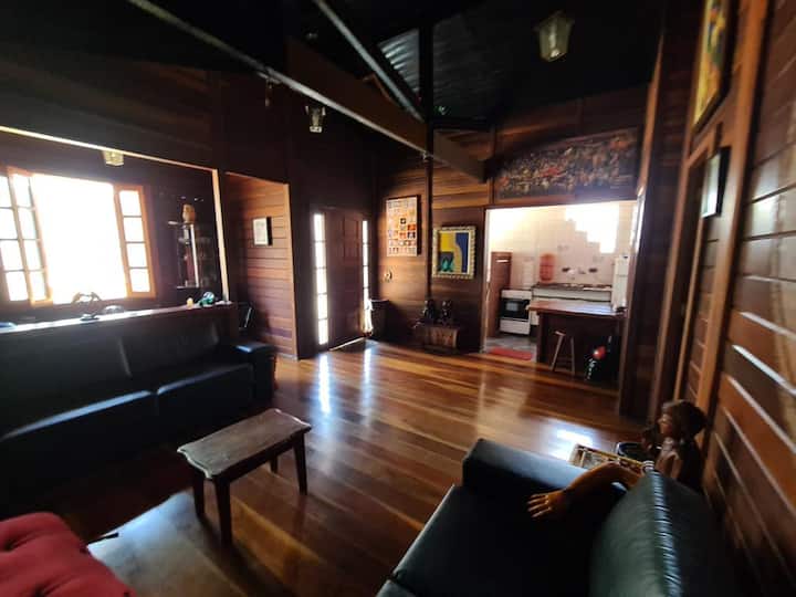 Casa De Madeira Estilo Chalé Em Sbc - Santo André