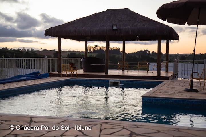 Chácara Por Do Sol - Ibiúna
      Piscina Aquecida - Ibiúna