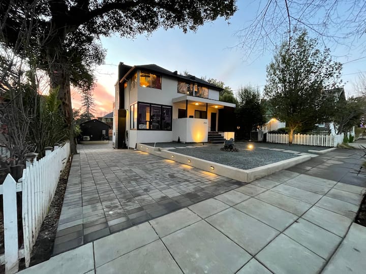 Brand New 2br Modern Garden Level In Elmwood - Berkeley, CA