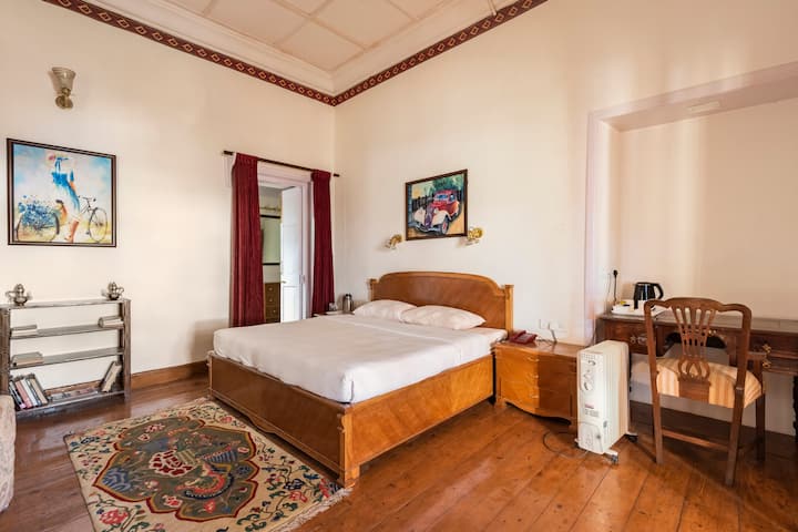 Glen View Heritage Homestay - 6bhk Villa - Shimla