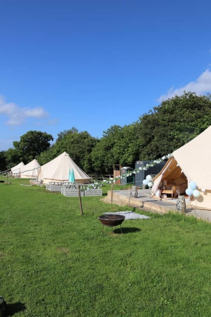 Hopgarden Glamping Luxury Furnished Bell Tents - Tunbridge Wells