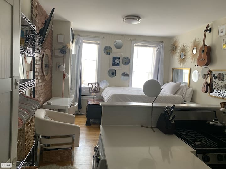 Beautiful Studio On Upper West Side - Englewood, NJ